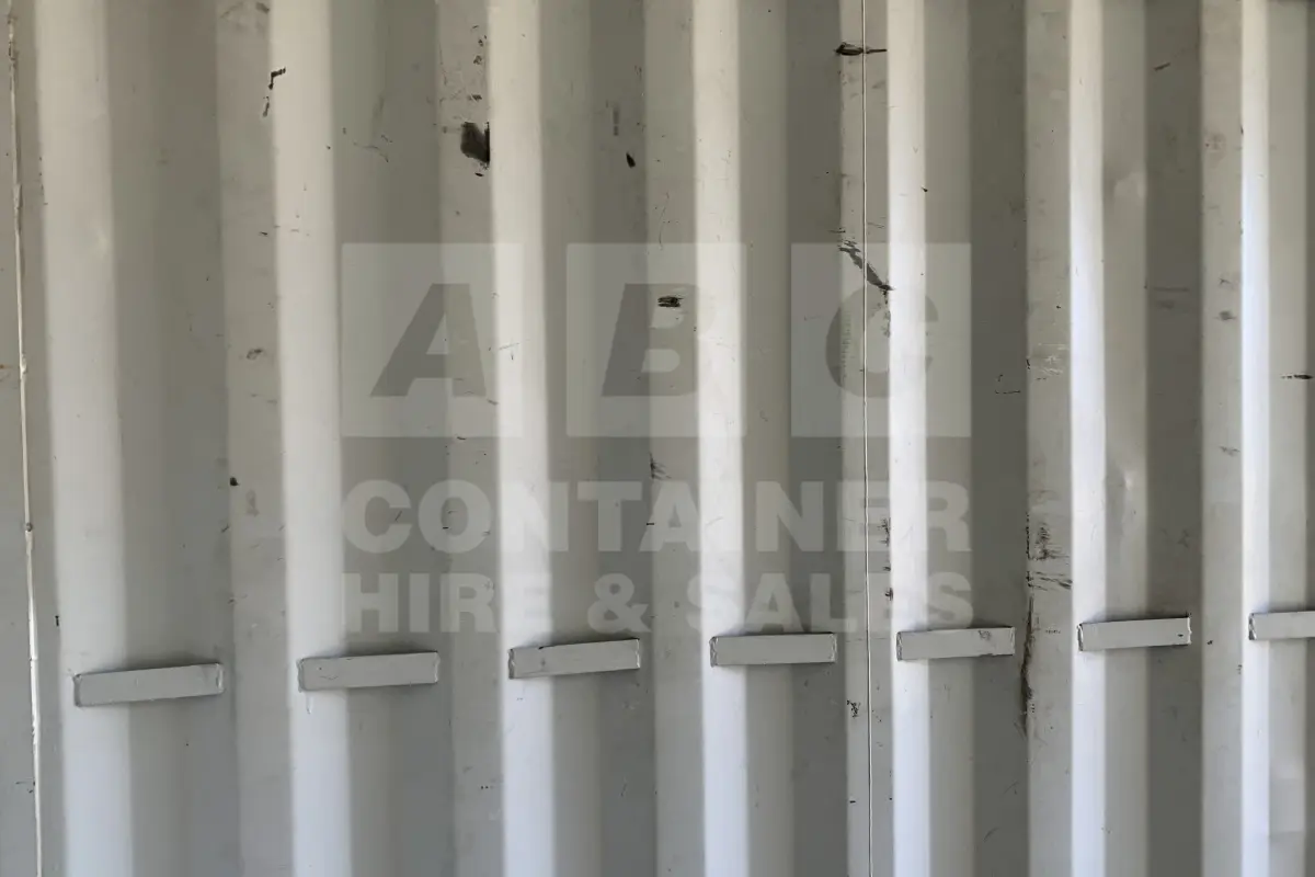 20' High Cube Shipping Container (With Tie Rails) WMS102